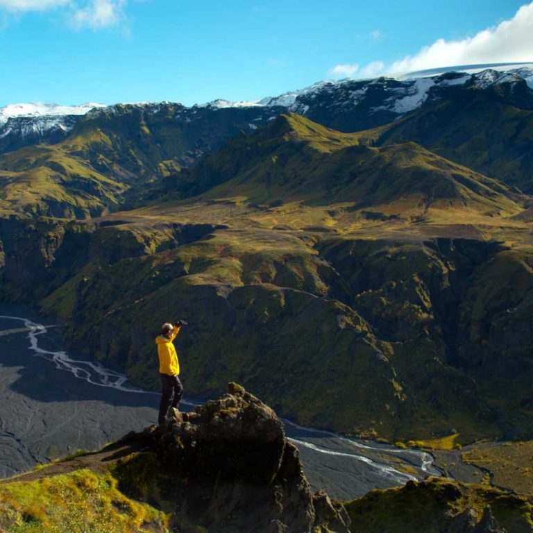 Finding the Geologists